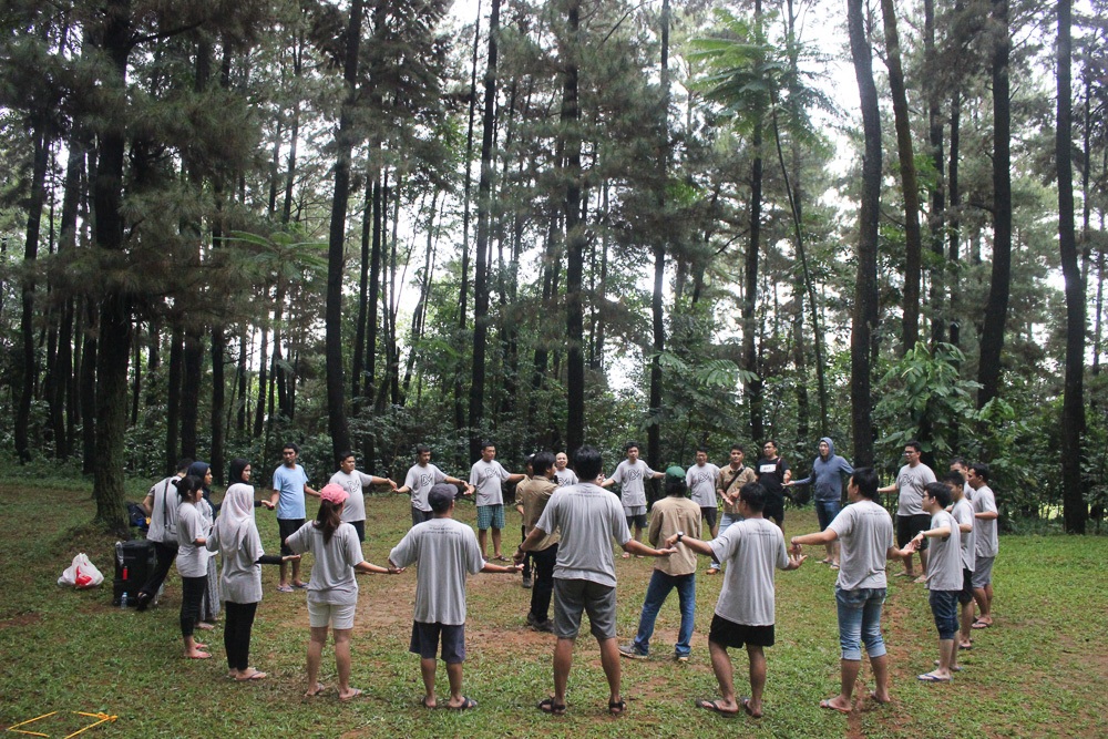 Alasan Pentingnya Team Building Bandung Bagi Karyawan Perusahaan - Trip ...